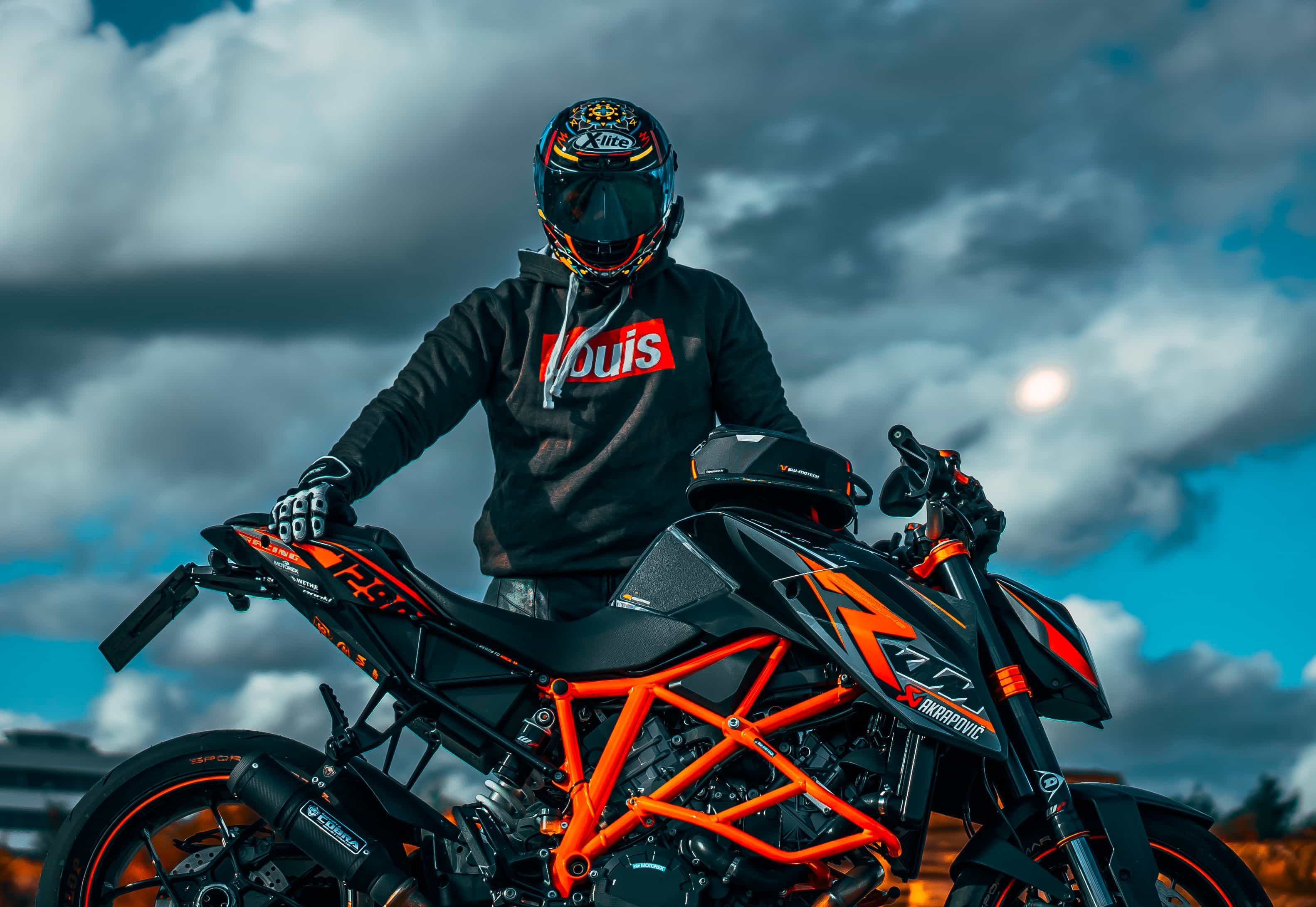 Lojas das marcas | Louis 🏍
