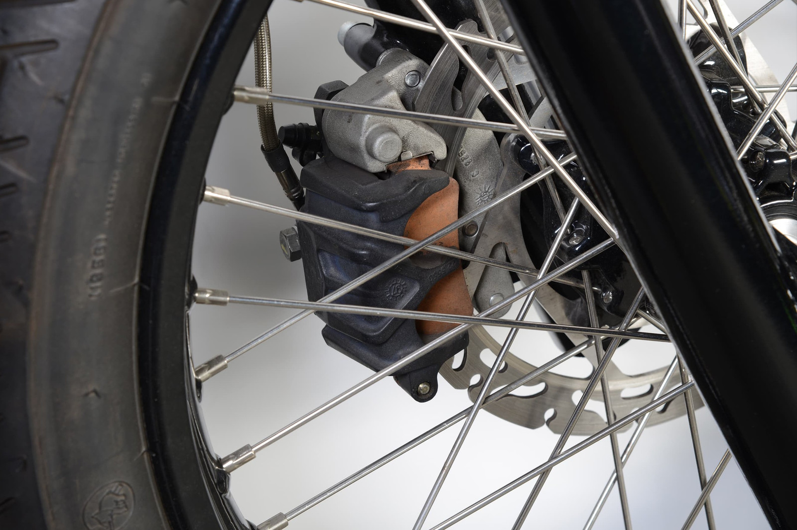 Brake Caliper Basics | Louis 🏍