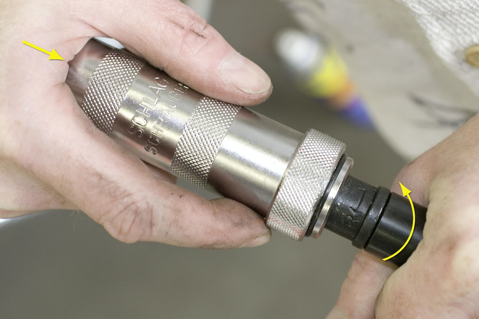 Desserrer des vis | Louis 🏍