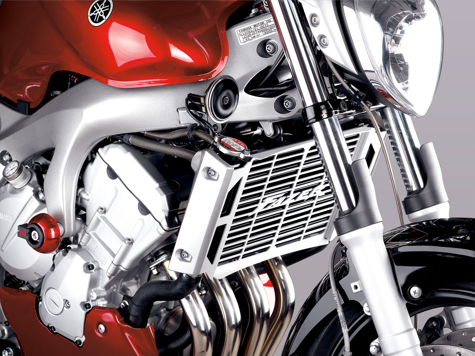 Yamaha FZ6 Spécial transformation moto | Louis 🏍