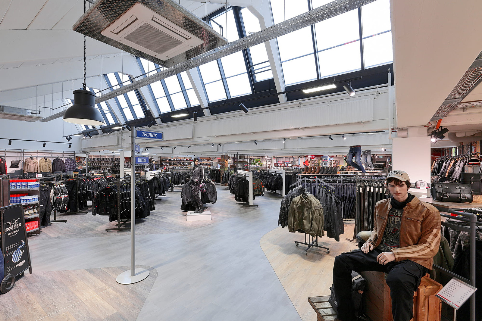 Louis Frankfurt | Louis 🏍