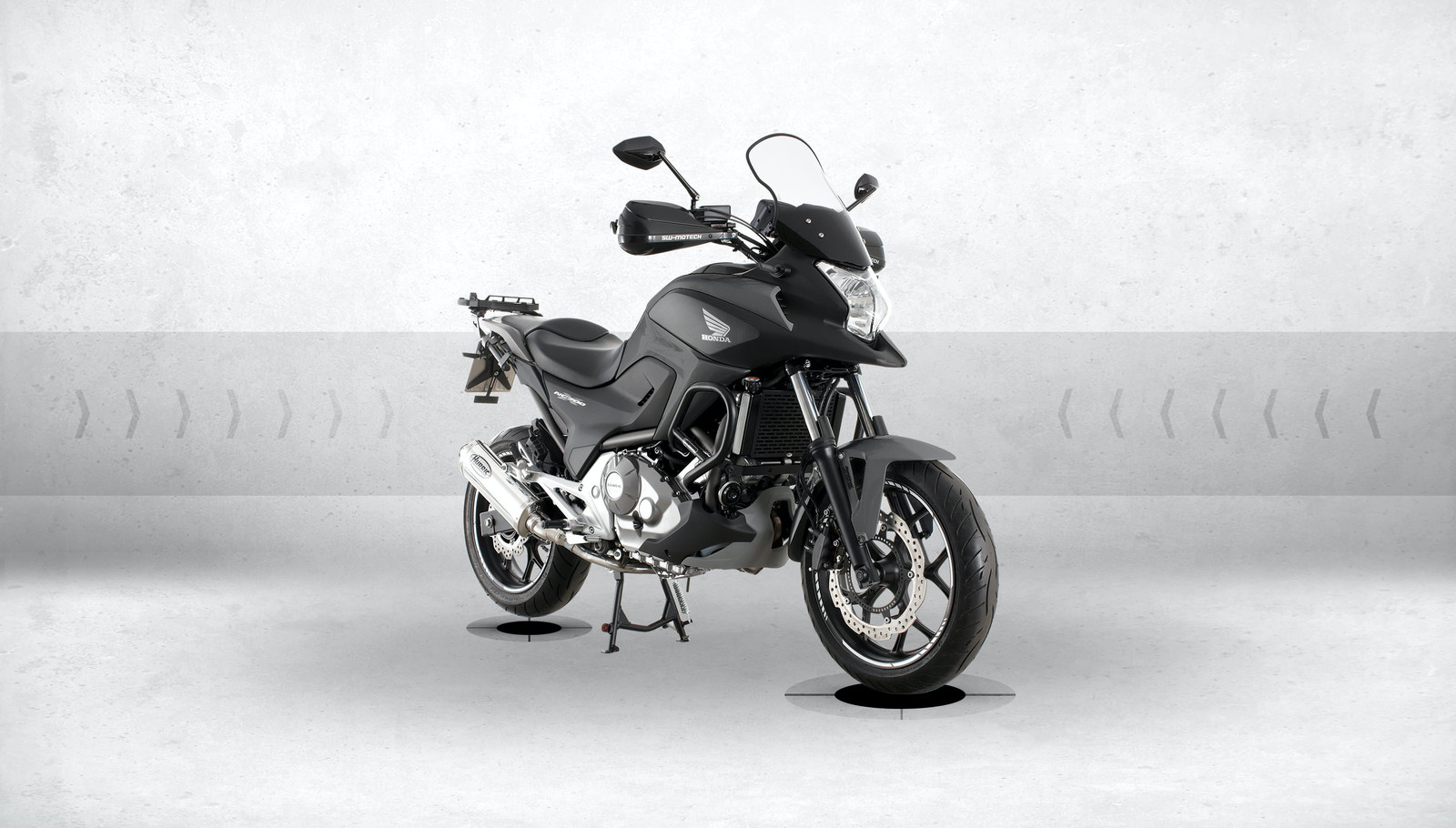 Honda NC 700 X Special Custom Bike | Louis 🏍